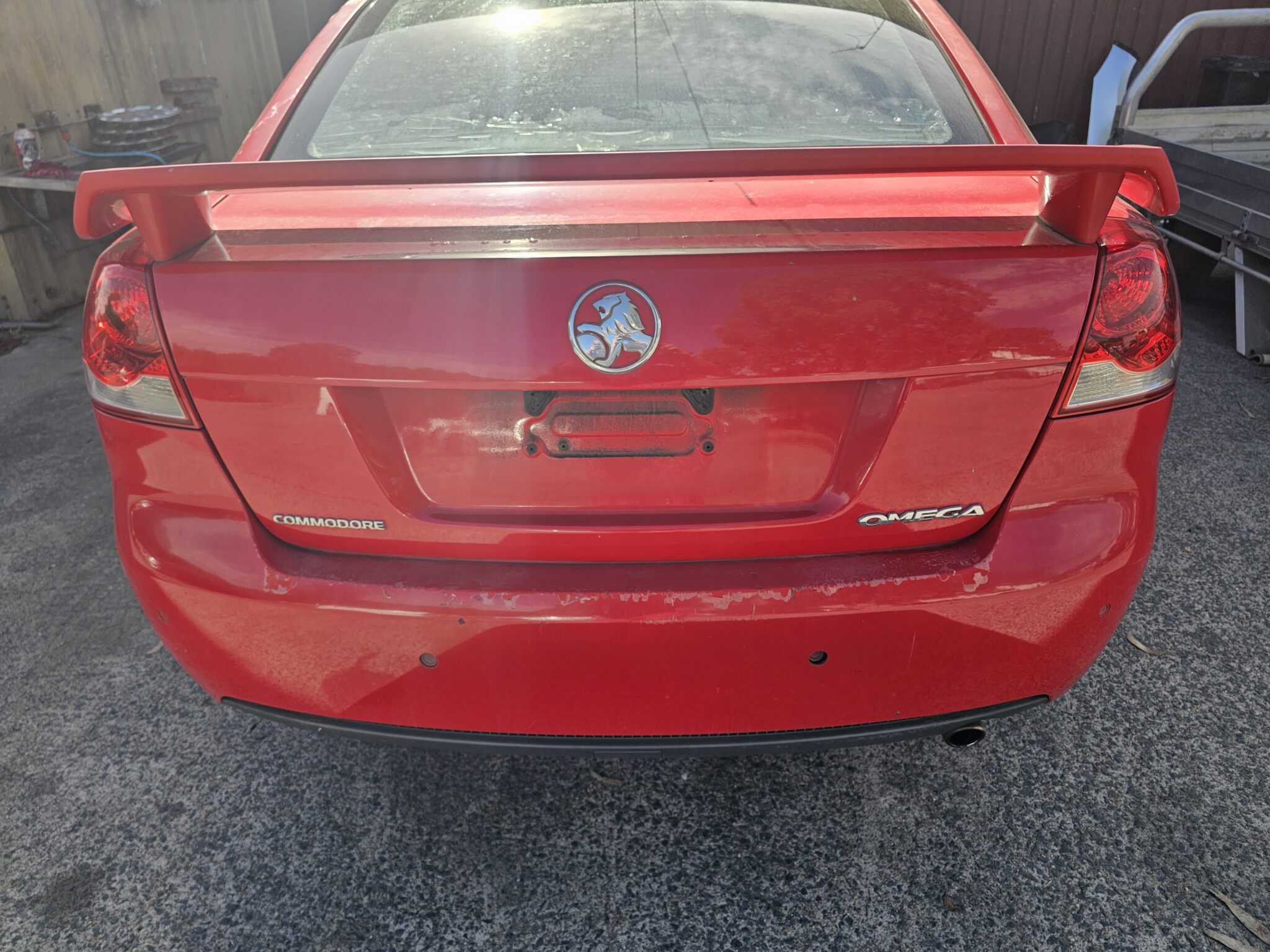 Wrecking 2008 VE Omega Commodore Sedan