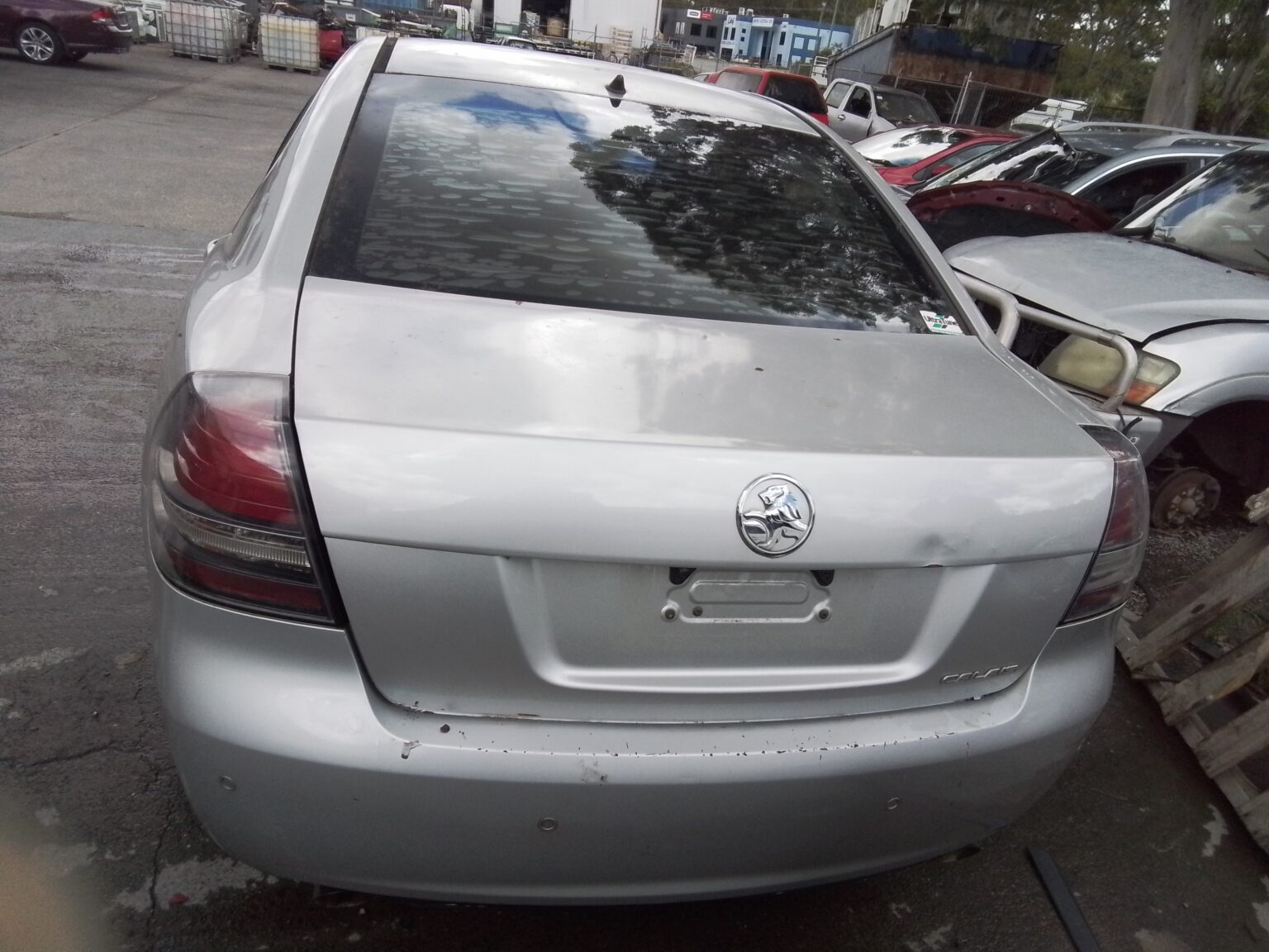 wrecking: 2008 Holden Commodore VE Calais